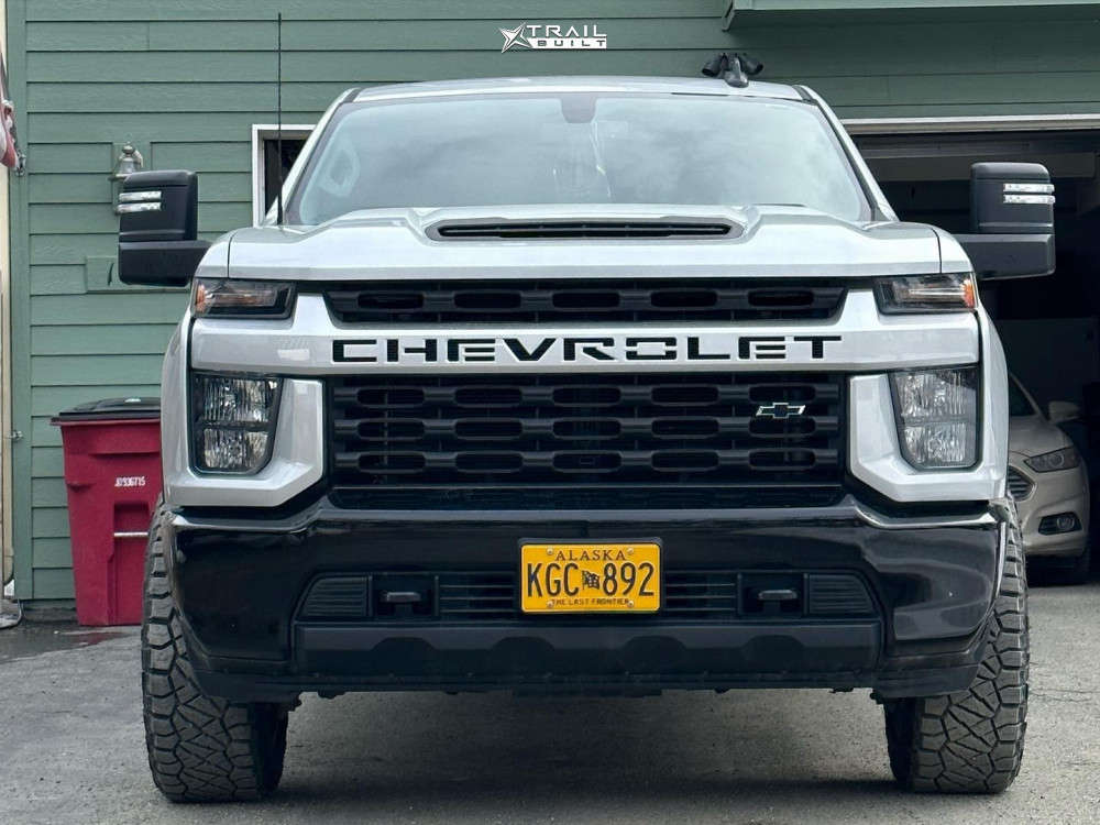 2020 Chevrolet Silverado 2500 HD Wheel Offset Aggressive > 1" Outside ...