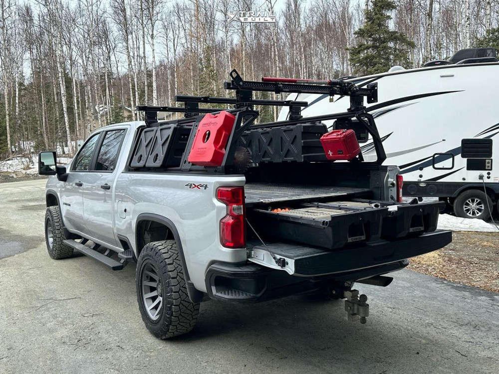 2020 Chevrolet Silverado 2500 HD Wheel Offset Aggressive > 1" Outside ...