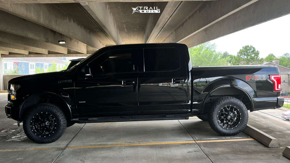 2016 Ford F-150 Wheel Offset Aggressive > 1" Outside Fender Leveling ...