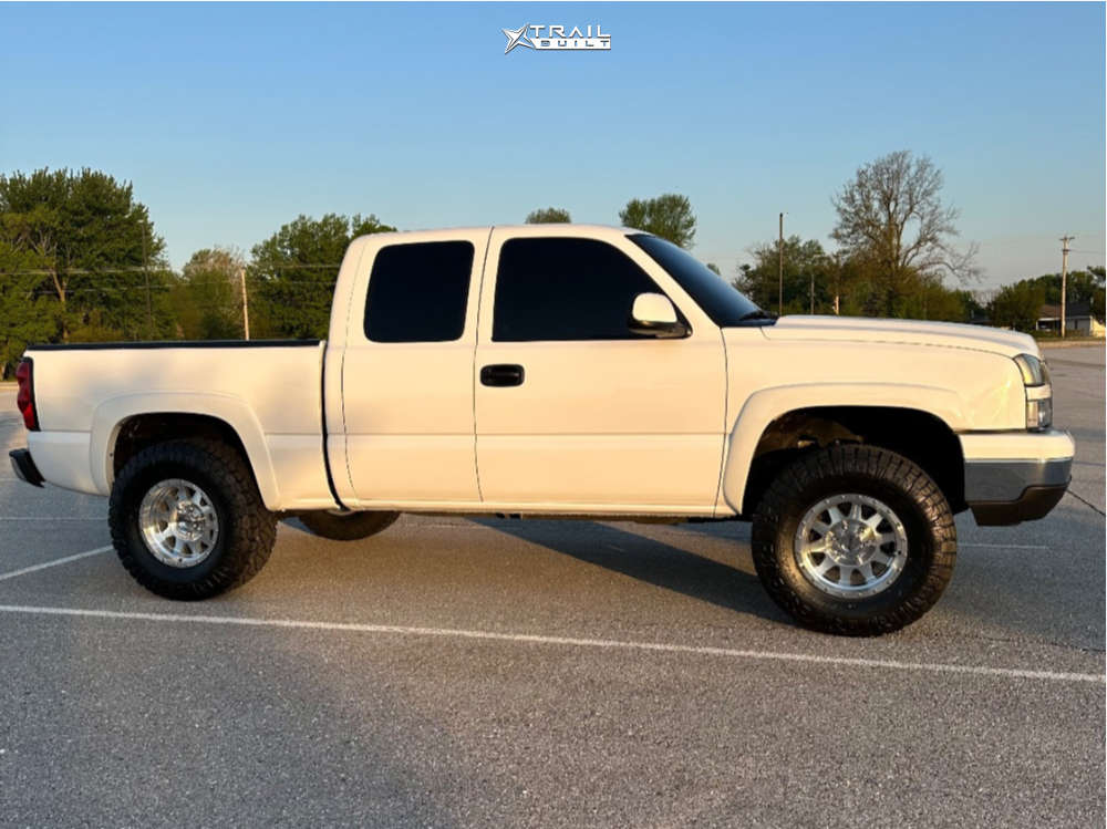 2006 Chevrolet Silverado 1500 Wheel Offset Aggressive > 1" Outside ...