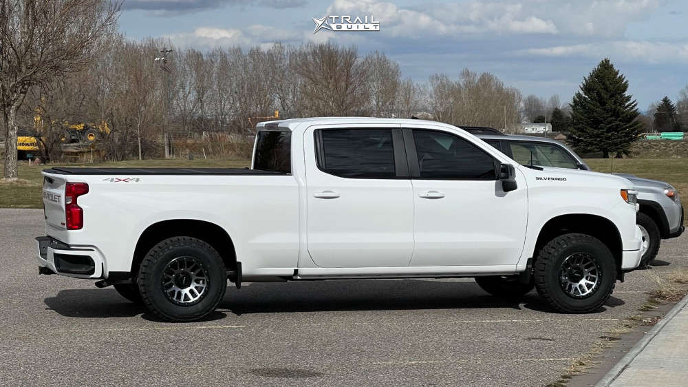 2022 Chevrolet Silverado 1500 Wheel Offset Aggressive > 1" Outside ...