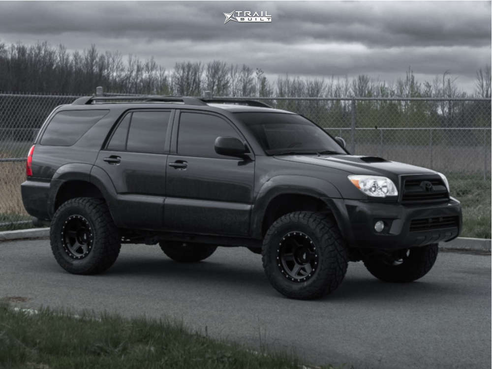 2006 Toyota 4Runner Wheel Offset Aggressive > 1" Outside Fender ...