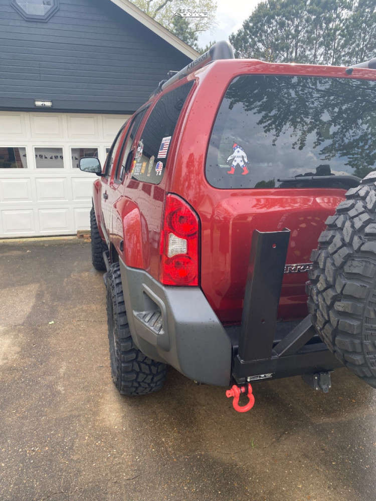 2013 Nissan Xterra Wheel Offset Aggressive > 1" Outside Fender ...