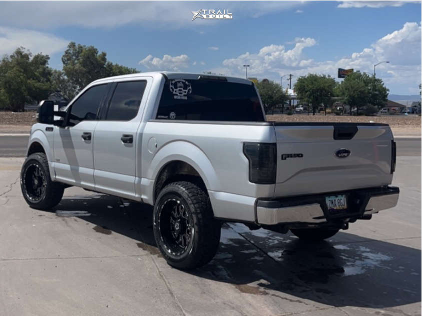 2017 Ford F-150 Wheel Offset Super Aggressive 3"-5" Leveling Kit | 2656191 | TrailBuilt Off-Road