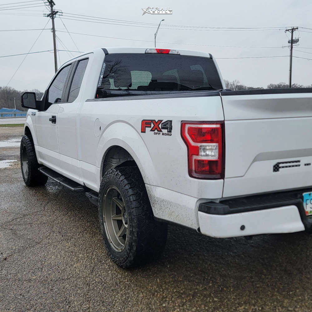 2018 Ford F-150 Wheel Offset Aggressive > 1" Outside Fender Stock ...
