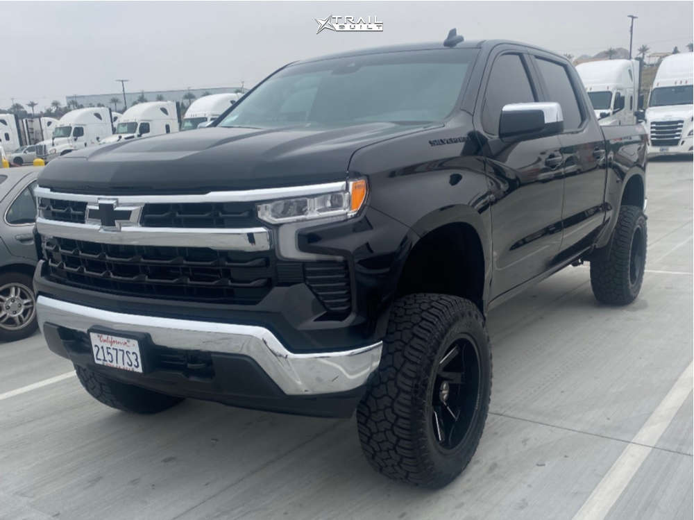 Elegant Black On Black Lifted Silverado Gallery
