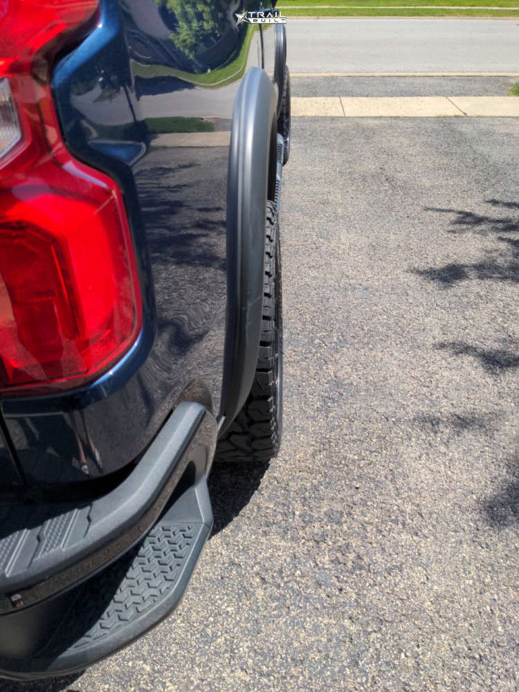 2021 Chevrolet Silverado 1500 Wheel Offset Aggressive > 1" Outside ...