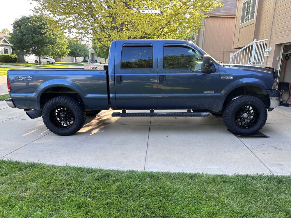 2005 Ford F-250 Super Duty Wheel Offset Aggressive > 1" Outside Fender ...