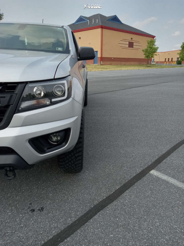 2019 Chevrolet Colorado Wheel Offset Slightly Aggressive Leveling Kit ...