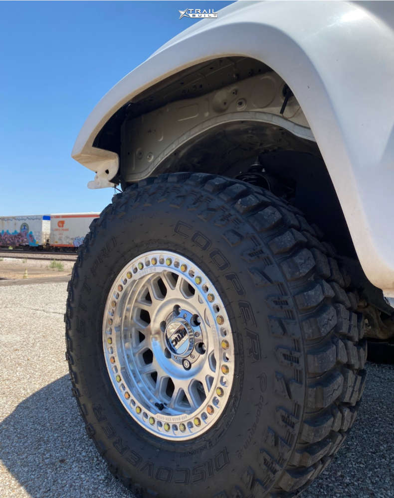 2005 Toyota 4Runner Wheel Offset Aggressive > 1" Outside Fender ...