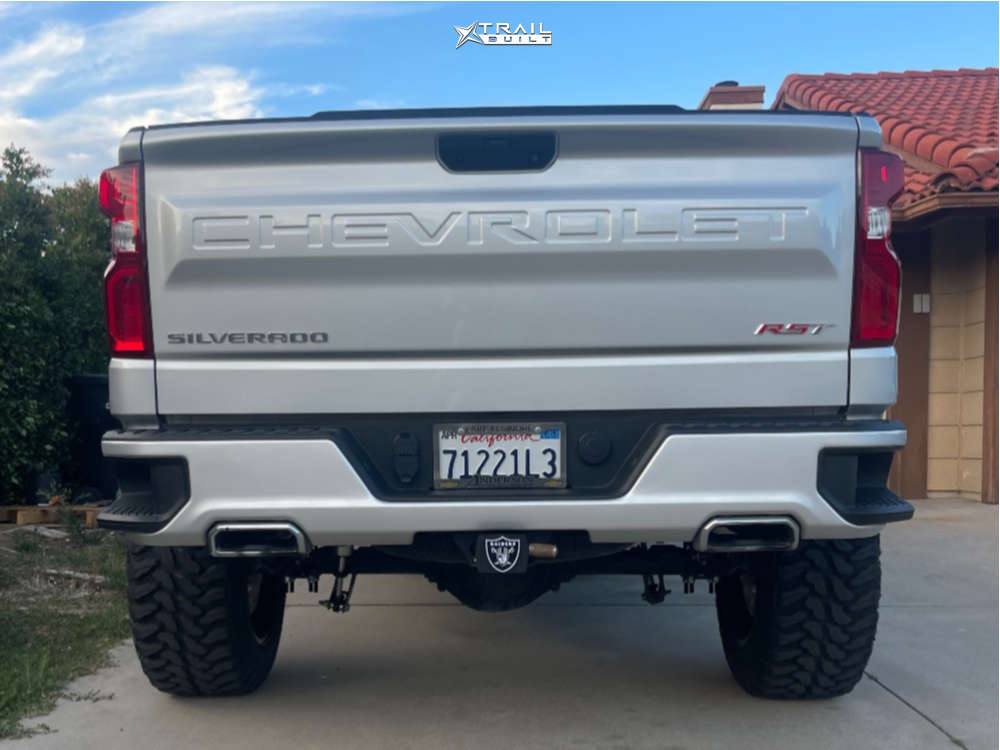 2022 Chevrolet Silverado 1500 Wheel Offset Aggressive > 1" Outside ...
