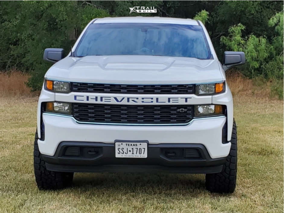 2019 Chevrolet Silverado 1500 Wheel Offset Aggressive > 1" Outside ...