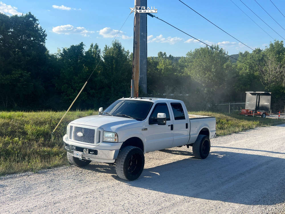 2006 Ford F-250 Super Duty Wheel Offset Aggressive > 1" Outside Fender ...