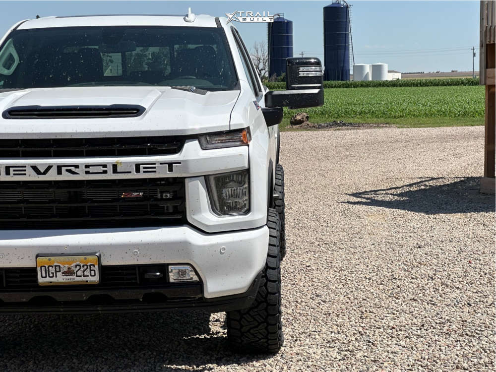 2023 Chevrolet Silverado 2500 HD Wheel Offset Aggressive > 1" Outside Fender Suspension Lift 3 ...