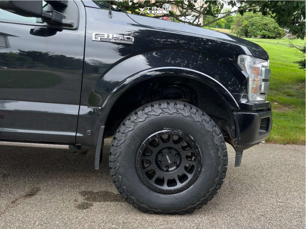 2019 Ford F-150 Wheel Offset Aggressive > 1" Outside Fender Leveling ...
