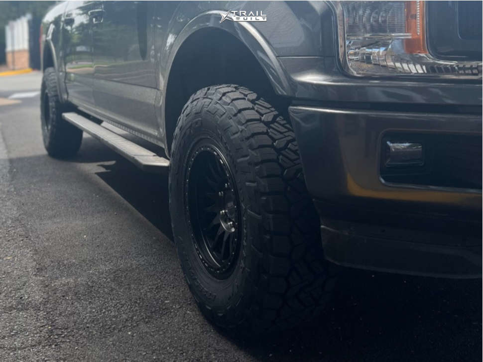 2019 Ford F-150 Wheel Offset Aggressive > 1" Outside Fender Leveling ...
