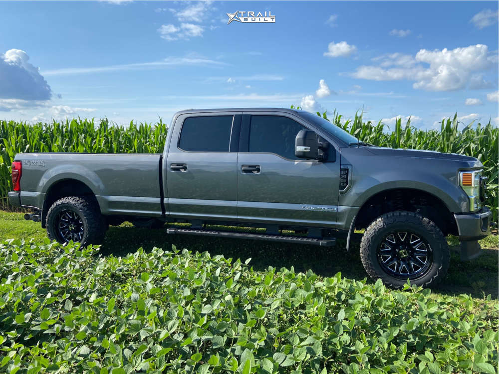 2022 Ford F-350 Super Duty Wheel Offset Aggressive > 1" Outside Fender ...