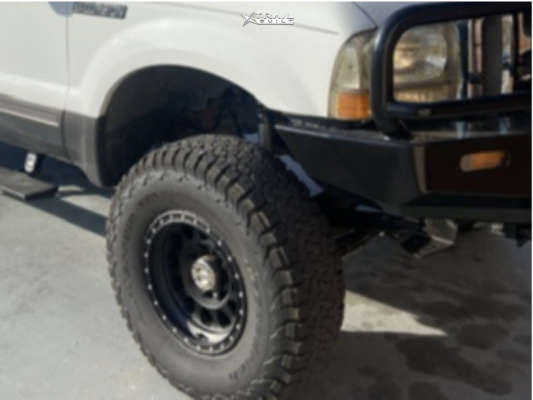 2001 Ford Excursion Wheel Offset Aggressive > 1" Outside Fender ...