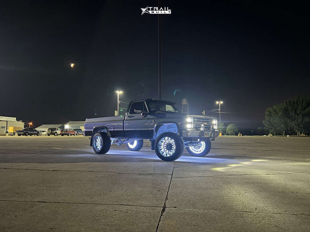 1987 Chevrolet K10 Wheel Offset Aggressive > 1" Outside Fender ...