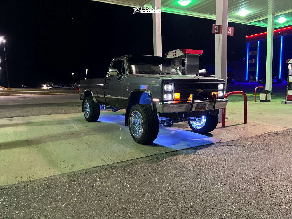 1987 Chevrolet K10 Wheel Offset Aggressive > 1" Outside Fender ...