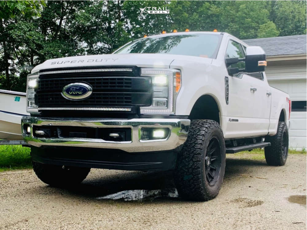 2018 Ford F-250 Super Duty Wheel Offset Aggressive > 1" Outside Fender ...