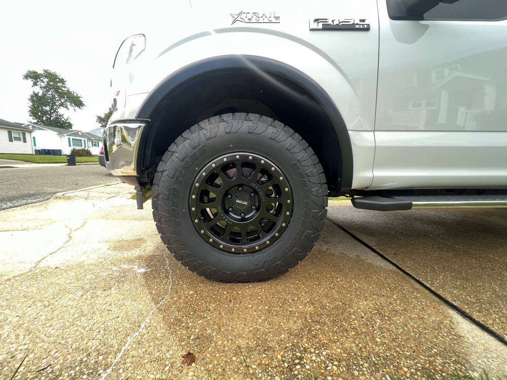 2018 Ford F-150 Wheel Offset Slightly Aggressive Leveling Kit | 2750540 ...