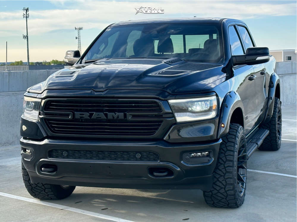 2022 Ram 1500 Wheel Offset Aggressive > 1" Outside Fender Stock ...