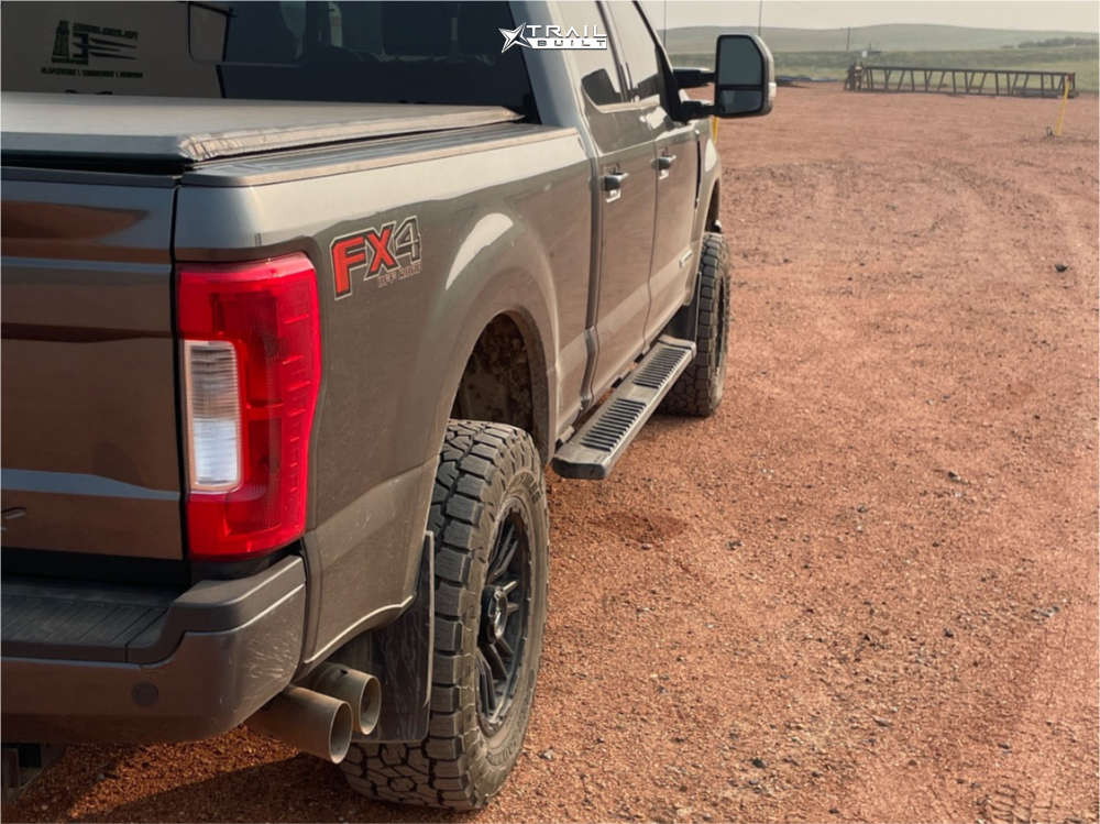 2019 Ford F-250 Super Duty Wheel Offset Aggressive > 1" Outside Fender ...