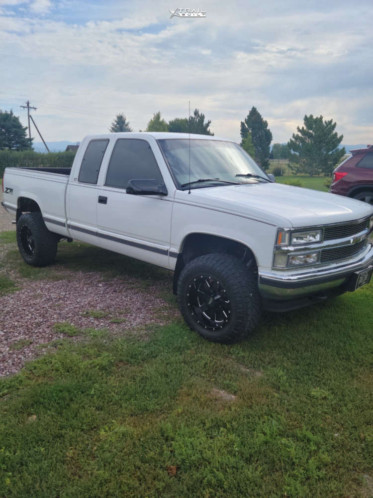 1998 Chevrolet K1500 Wheel Offset Aggressive > 1" Outside Fender ...