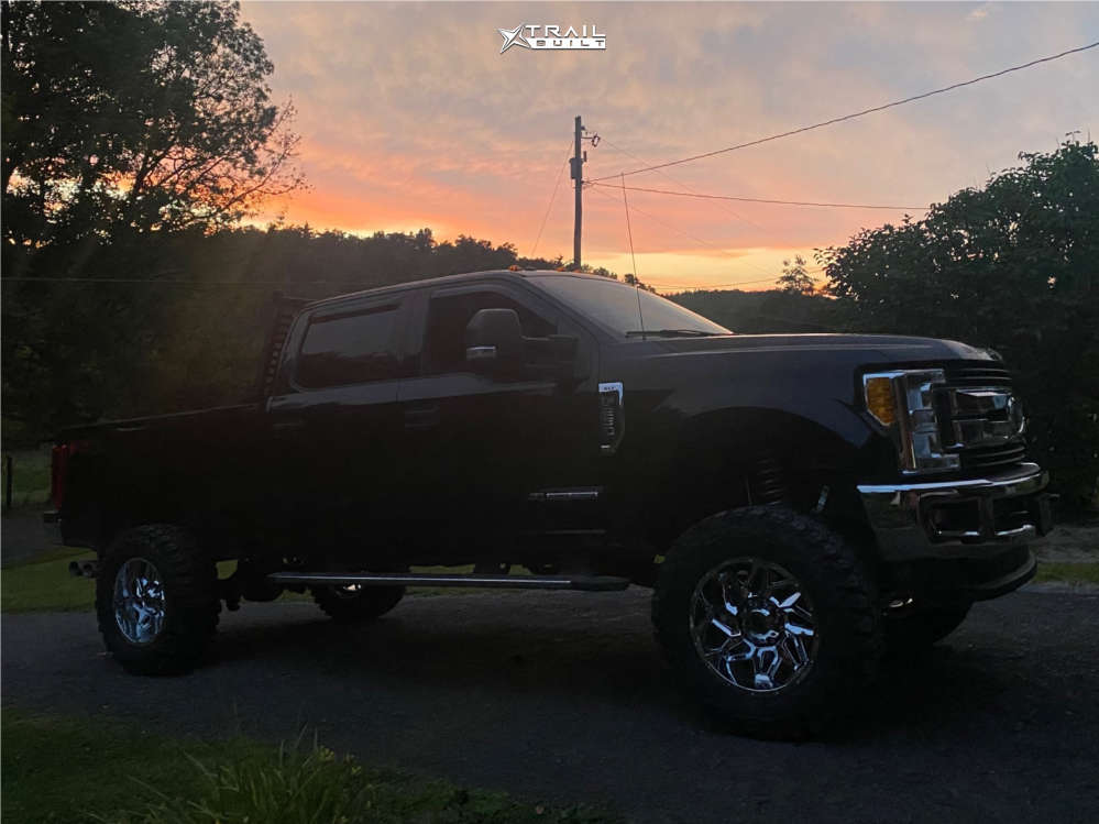 2017 Ford F-250 Super Duty Wheel Offset Aggressive > 1" Outside Fender ...