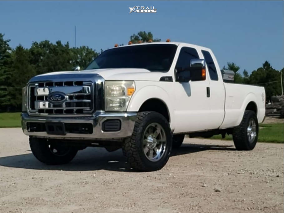 2011 Ford F-250 Super Duty Wheel Offset Aggressive > 1" Outside Fender ...