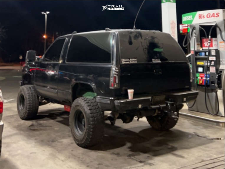 1993 GMC Yukon Wheel Offset Super Aggressive 3"-5" Suspension Lift 4 ...