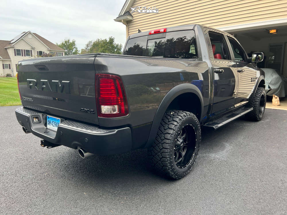 2017 Ram 1500 Wheel Offset Aggressive > 1" Outside Fender Suspension ...