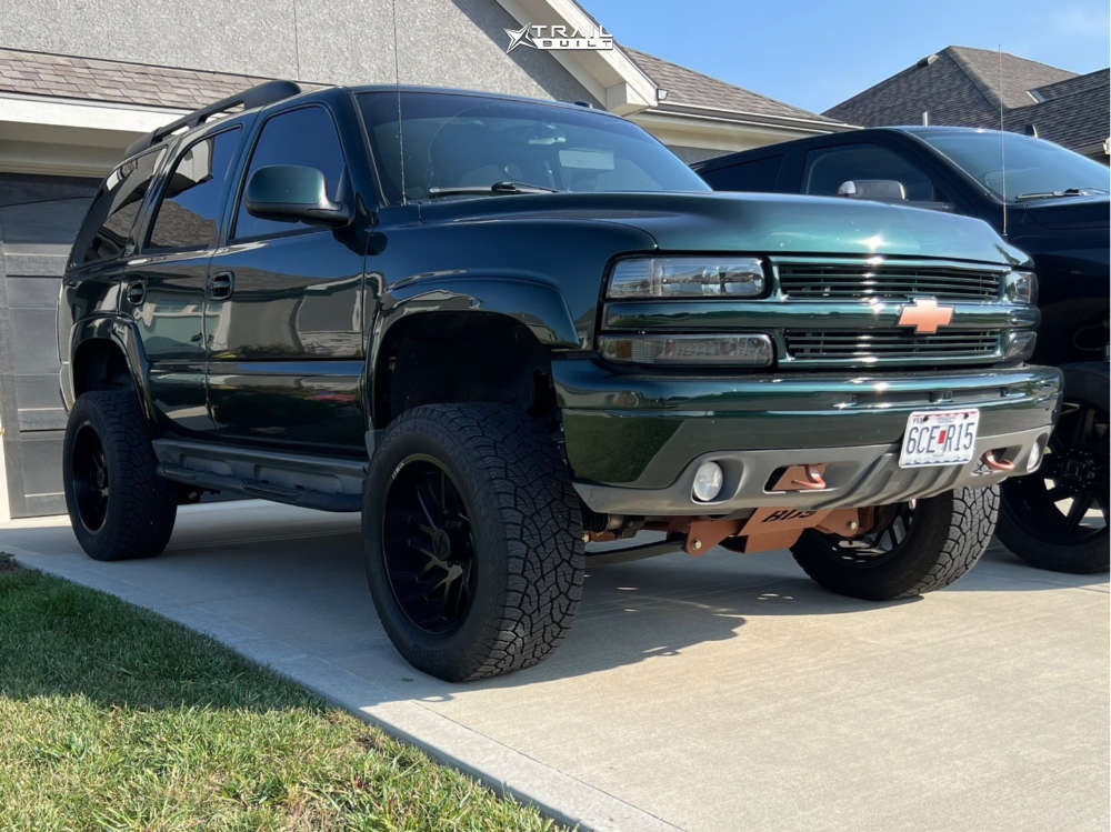 2004 Chevrolet Tahoe Wheel Offset Aggressive > 1" Outside Fender ...