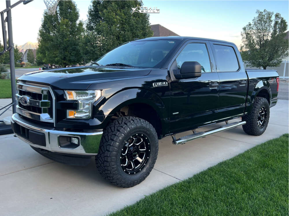 2016 Ford F-150 Wheel Offset Aggressive > 1" Outside Fender Leveling ...