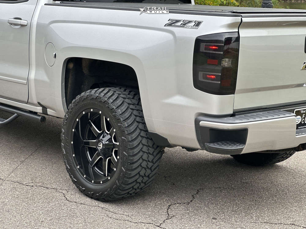 2016 Chevrolet Silverado 1500 Wheel Offset Aggressive > 1" Outside ...