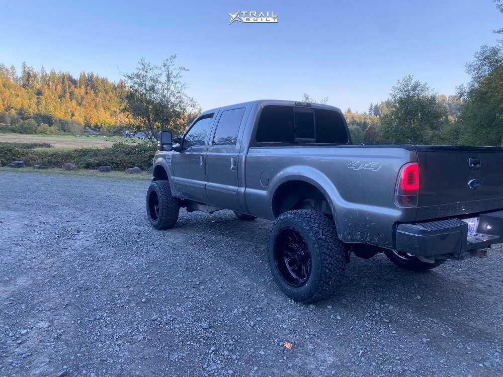 2008 Ford F-250 Super Duty Wheel Offset Aggressive > 1" Outside Fender ...