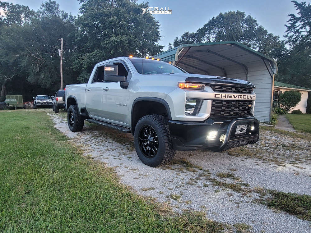 2021 Chevrolet Silverado 2500 HD Wheel Offset Aggressive > 1" Outside ...