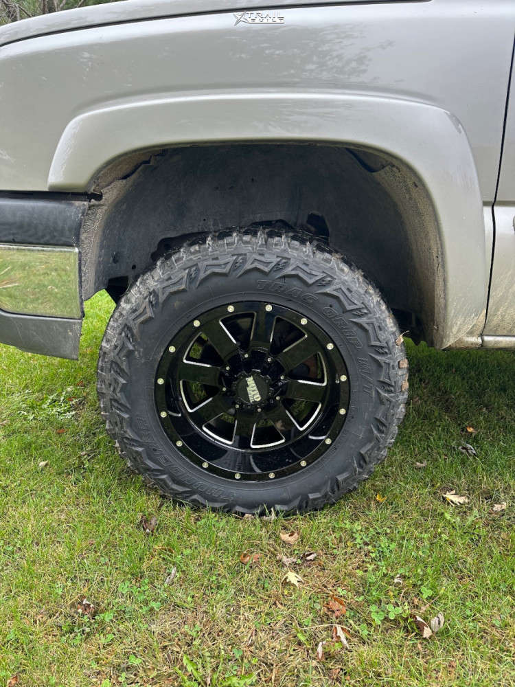 2006 Chevrolet Silverado 1500 Wheel Offset Aggressive > 1" Outside ...