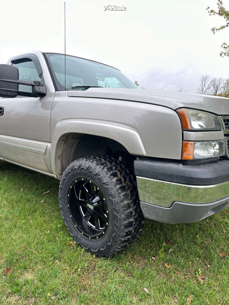 2006 Chevrolet Silverado 1500 Wheel Offset Aggressive > 1" Outside ...