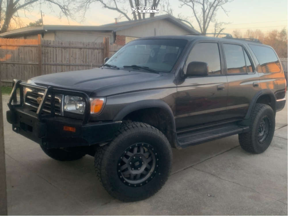 1997 Toyota 4Runner Wheel Offset Aggressive > 1" Outside Fender ...