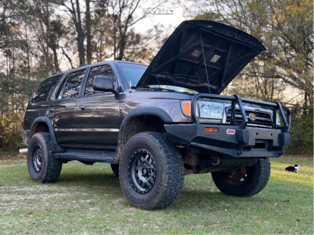 1997 Toyota 4Runner Wheel Offset Aggressive > 1" Outside Fender ...