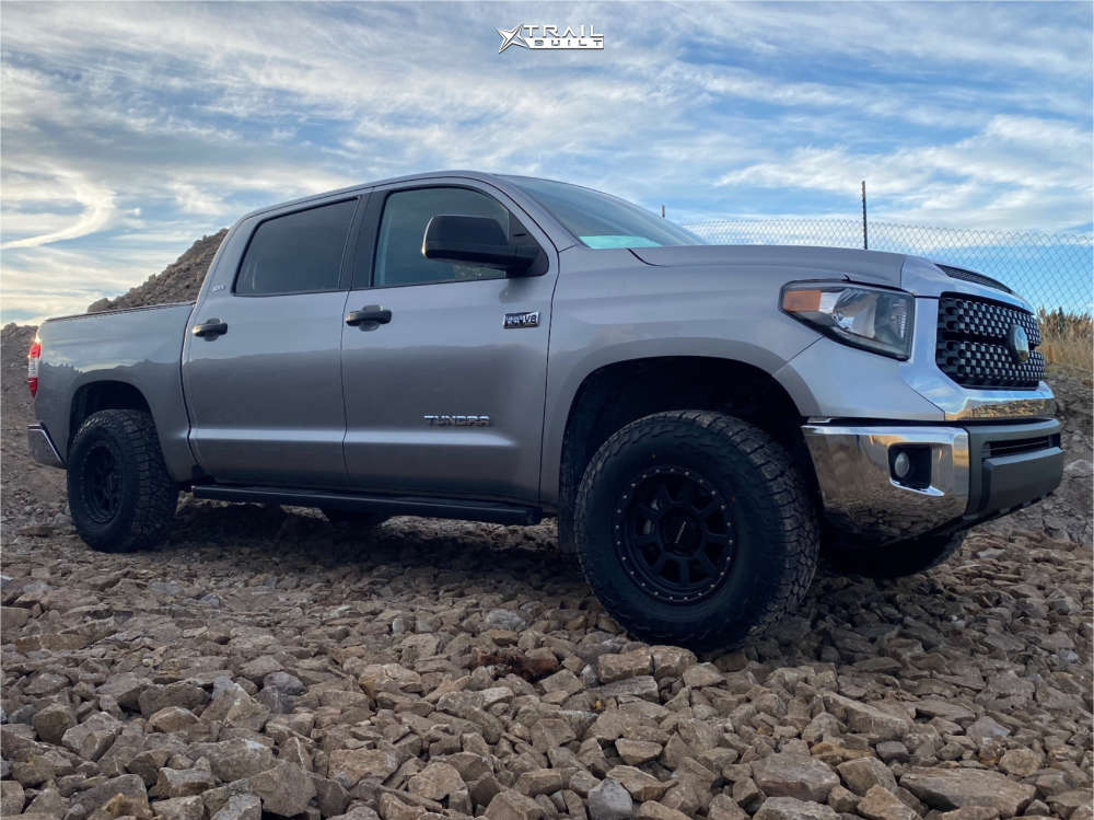 2021 Toyota Tundra Wheel Offset Aggressive > 1" Outside Fender Leveling ...