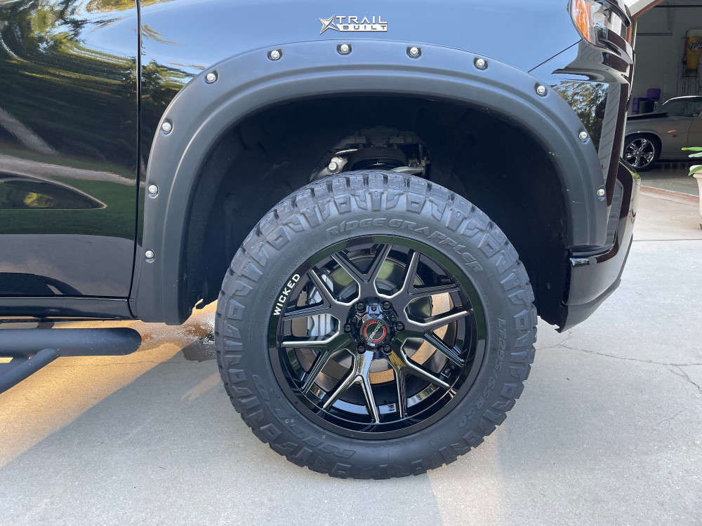 2021 Chevrolet Silverado 1500 Wheel Offset Aggressive > 1" Outside ...