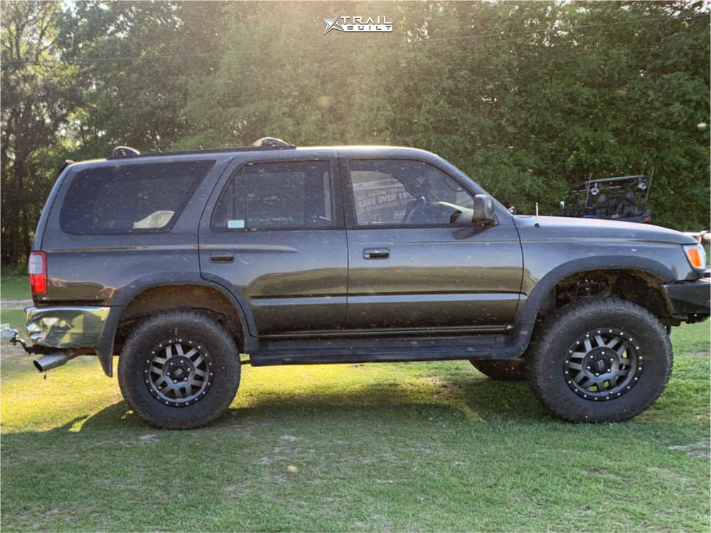 1997 Toyota 4Runner Wheel Offset Aggressive > 1" Outside Fender ...