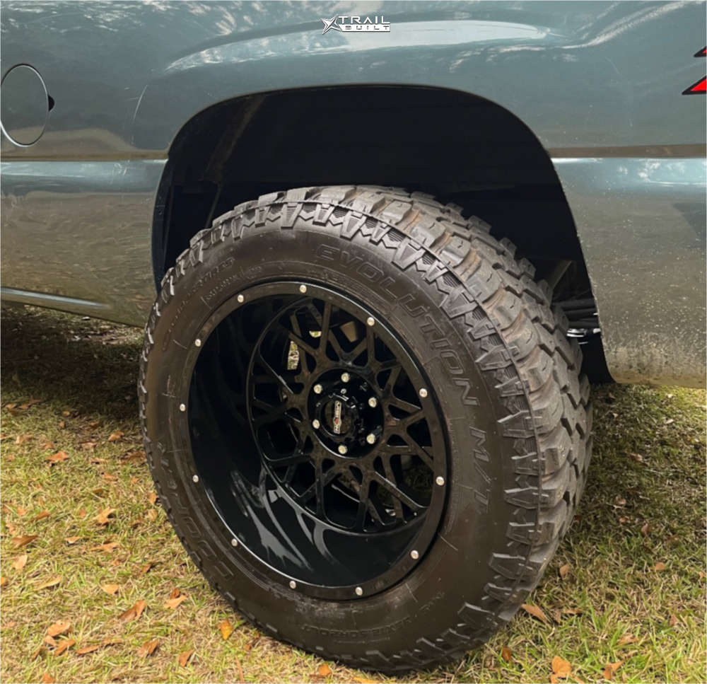 2007 Chevrolet Silverado 1500 Classic Wheel Offset Aggressive > 1 ...
