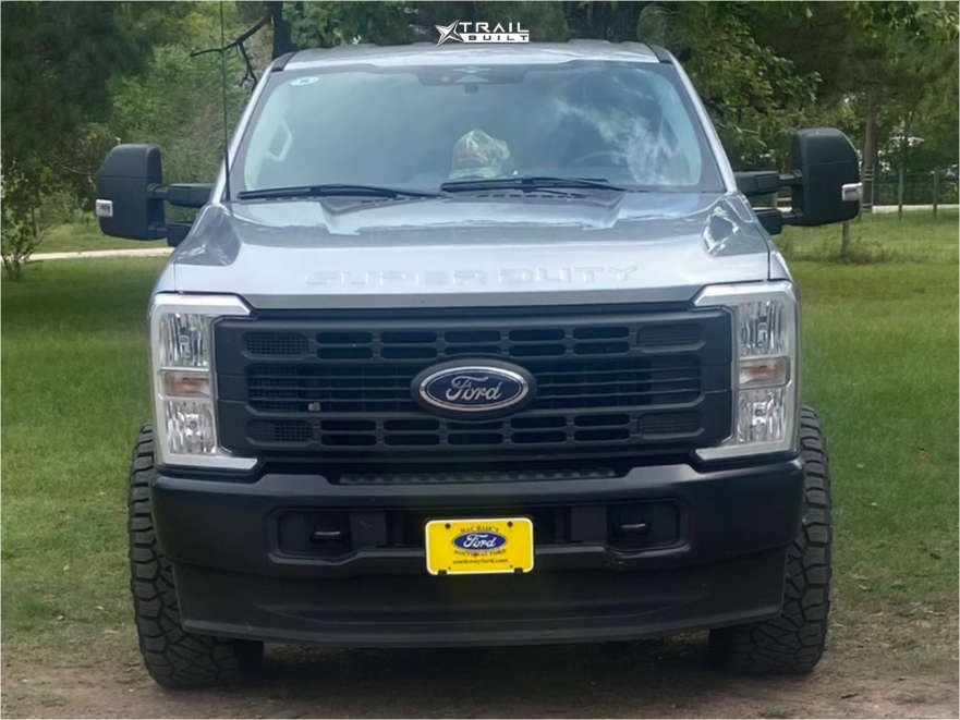 2023 Ford F-350 Super Duty Wheel Offset Aggressive > 1" Outside Fender ...