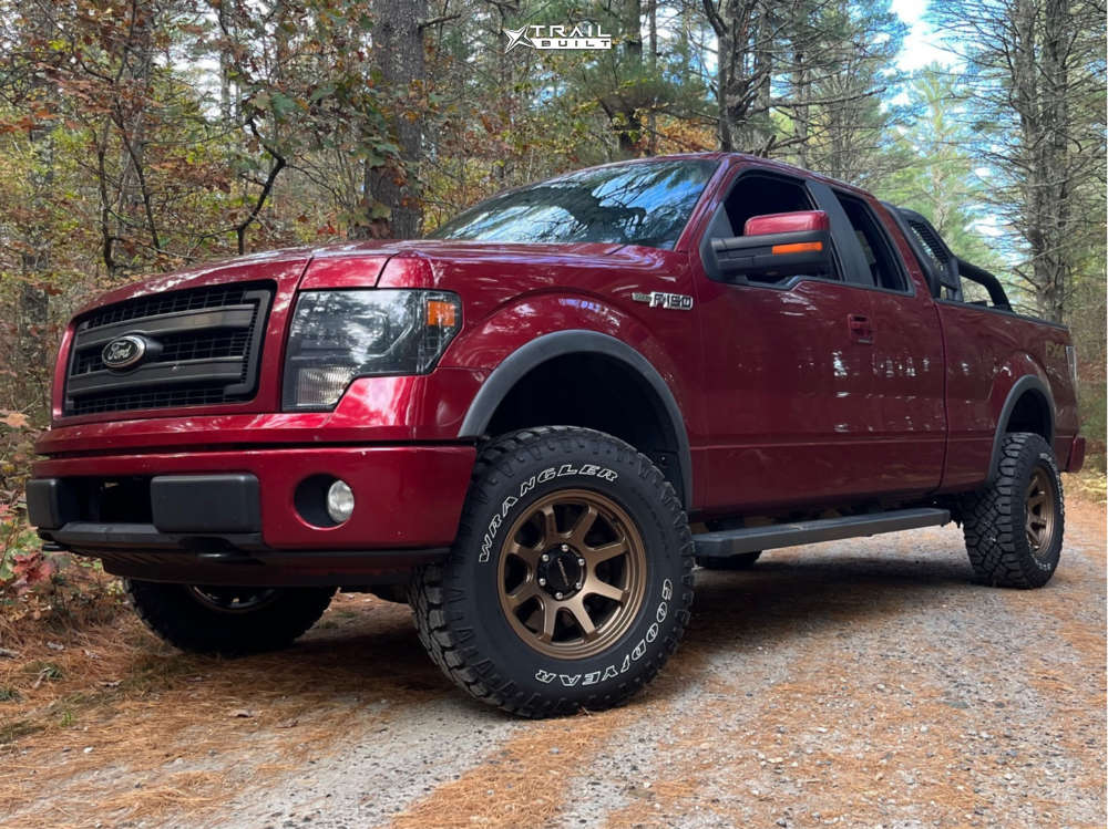 2013 Ford F-150 Wheel Offset Aggressive > 1" Outside Fender Leveling ...