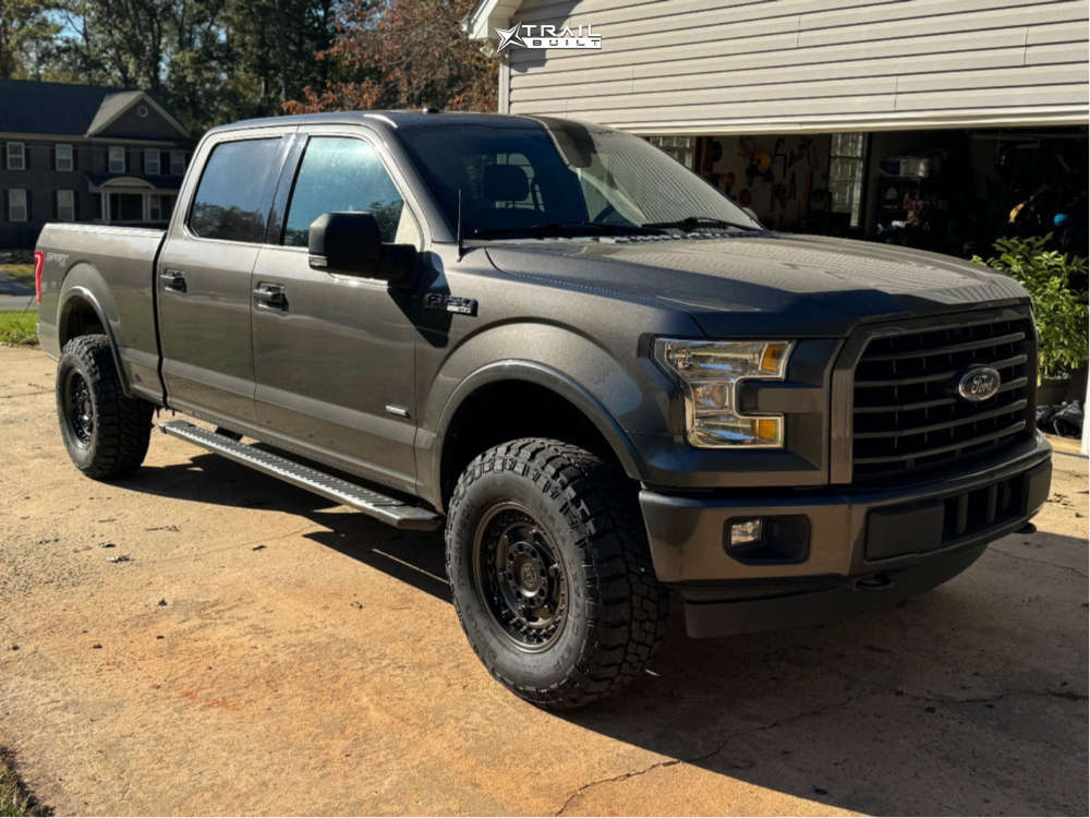 2017 Ford F-150 Wheel Offset Aggressive > 1" Outside Fender Suspension ...