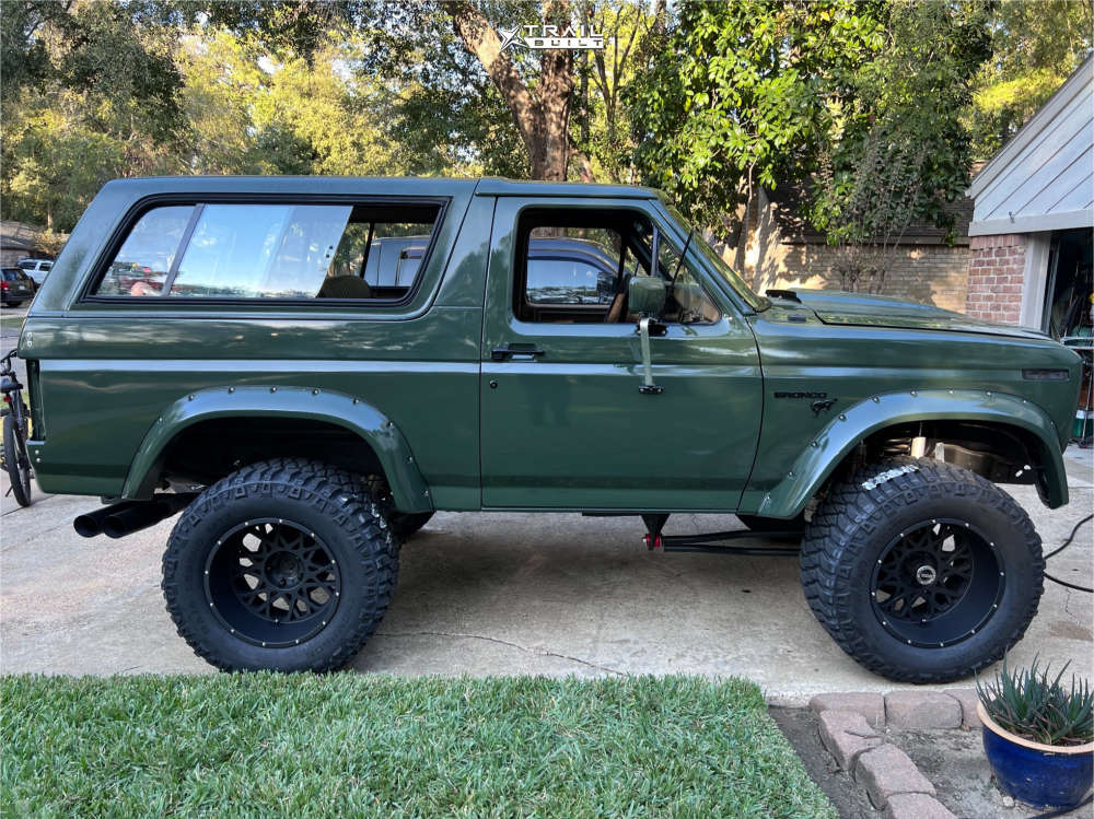 1980 Ford Bronco Wheel Offset Slightly Aggressive Suspension Lift 6 ...